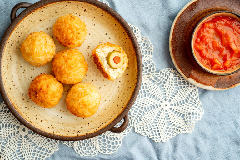 Arancini-Inspired Baked Stuffed Rice Balls - Tia Clara