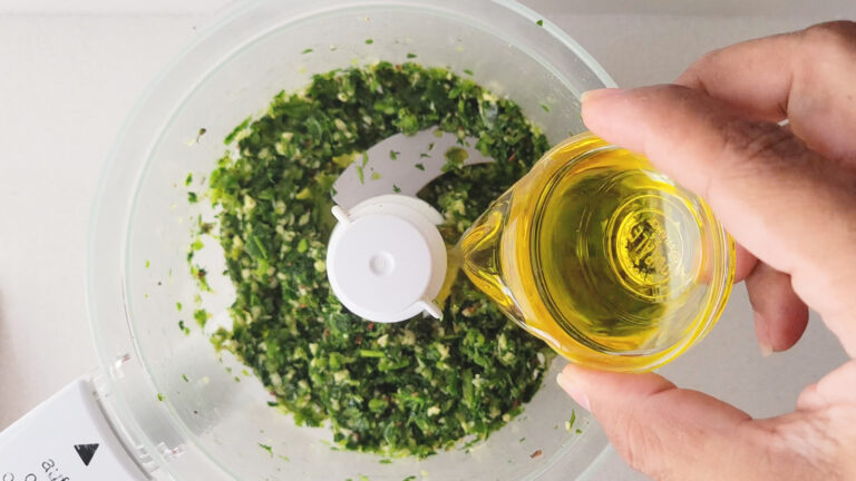 Shug, Zhoug, or Skhug Sauce 🌶 [Video+Recipe] - Tia Clara