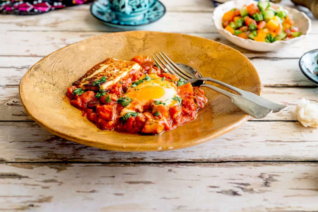 Shakshuka Recipe, Poached Eggs in Tomato Sauce with Halloumi - Tia Clara