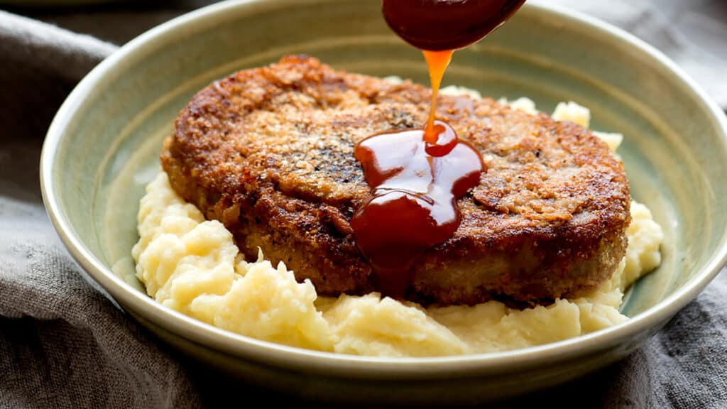 Easiest Fried Turkey Chops [Video+Recipe] - Tia Clara