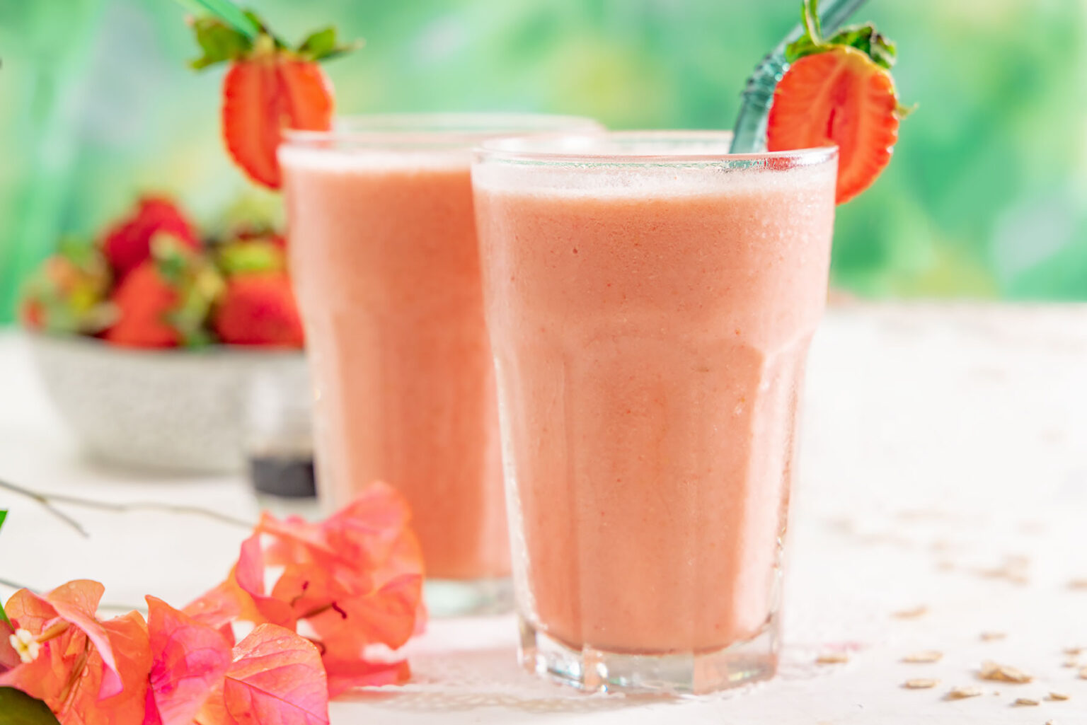 Batido de Avena y Fresa - Receta Fácil Nutritiva - Tia Clara