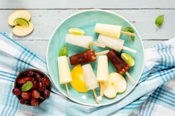 Boozy Popsicles (Classic Cocktail Ice Pops) - Tia Clara