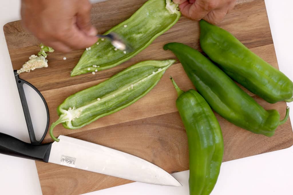 Stuffed Anaheim Peppers [Video+Recipe] - Tia Clara