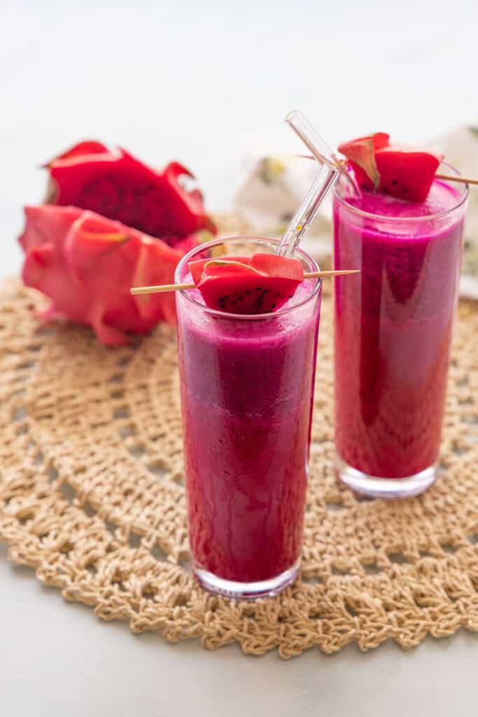 Dragon Fruit Juice [Video+Recipe] - Tia Clara