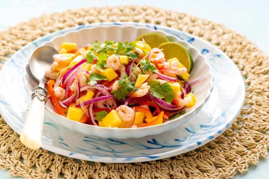 Ceviche de Camarones y Mango [Video+Recipe] - Tia Clara